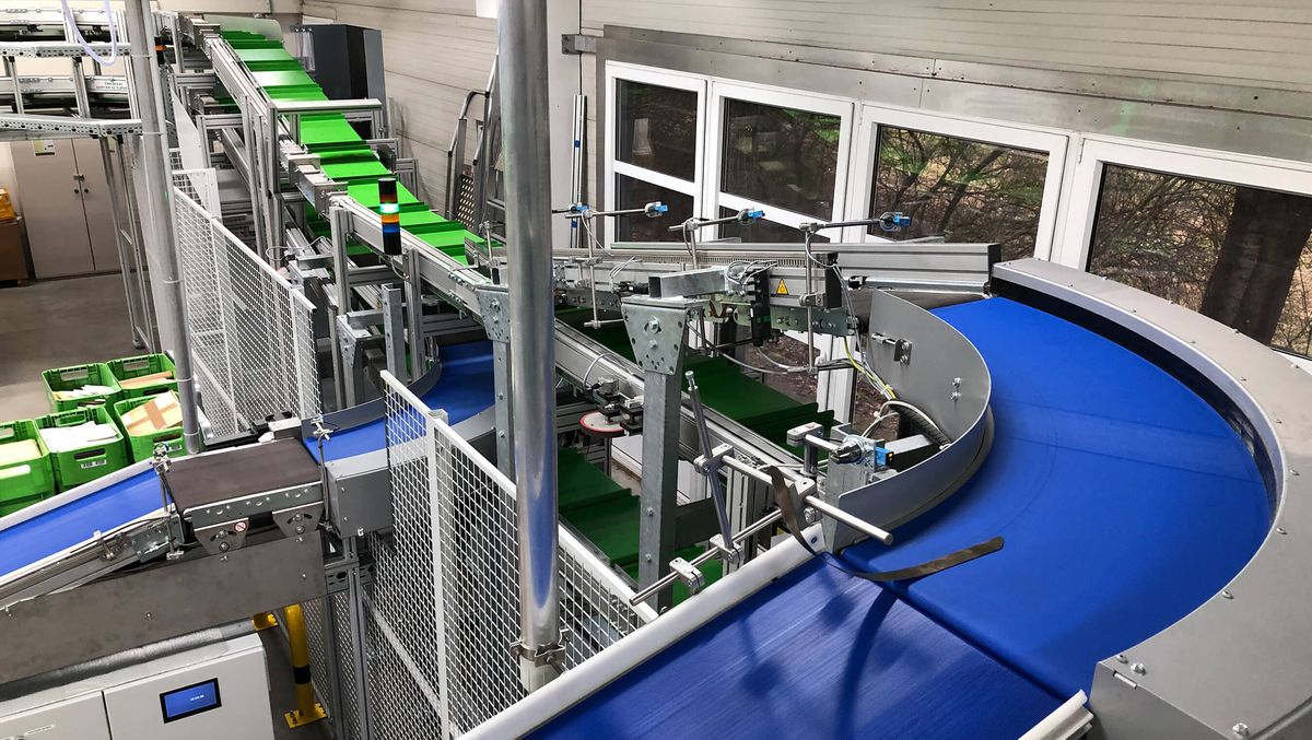 New-generation hybrid system simplifies the sorting process - Parcel ...