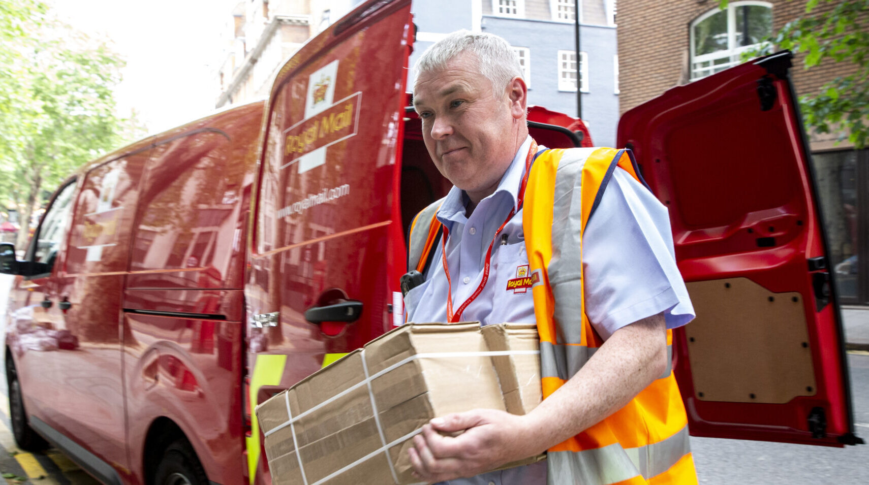 GLS Spain expands UK delivery services with Royal Mail - Parcel and ...