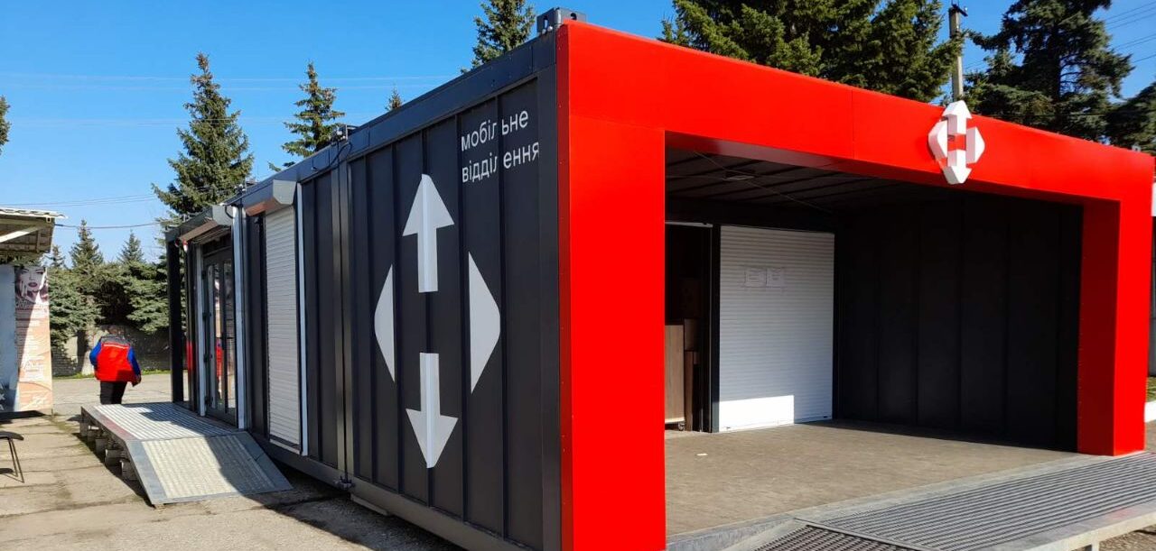 Nova Poshta launches modular mobile branch in de-occupied region of ...