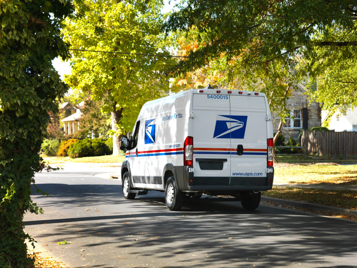 USPS announces 2030 greenhouse gas emissions targets - Parcel and ...