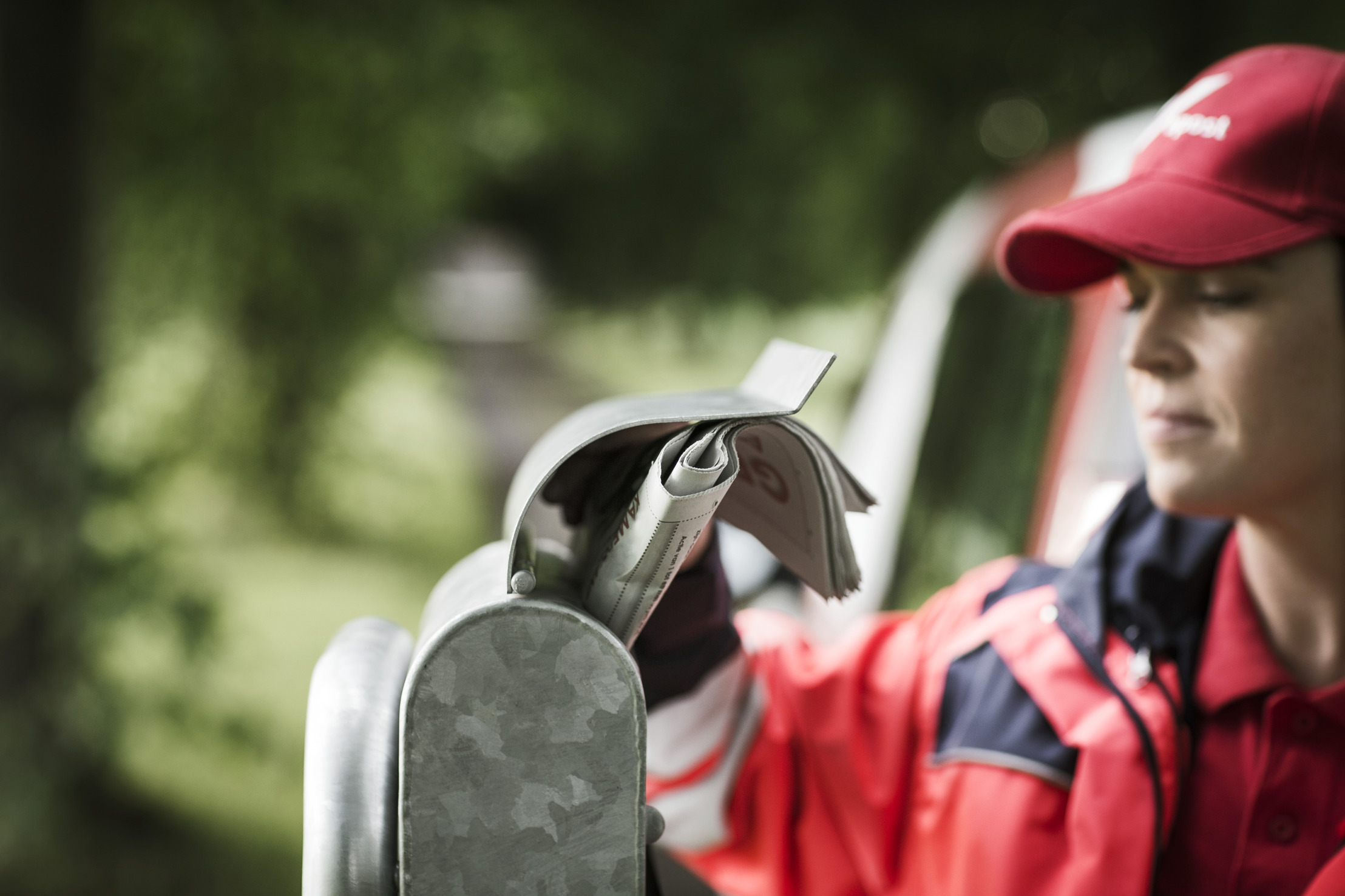 bpost launches commercial offering for newspaper delivery - Parcel and ...