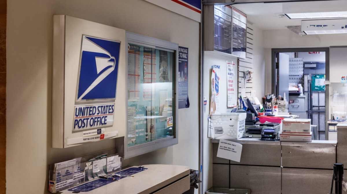 USPS to pause processing network consolidation plans - Parcel and ...
