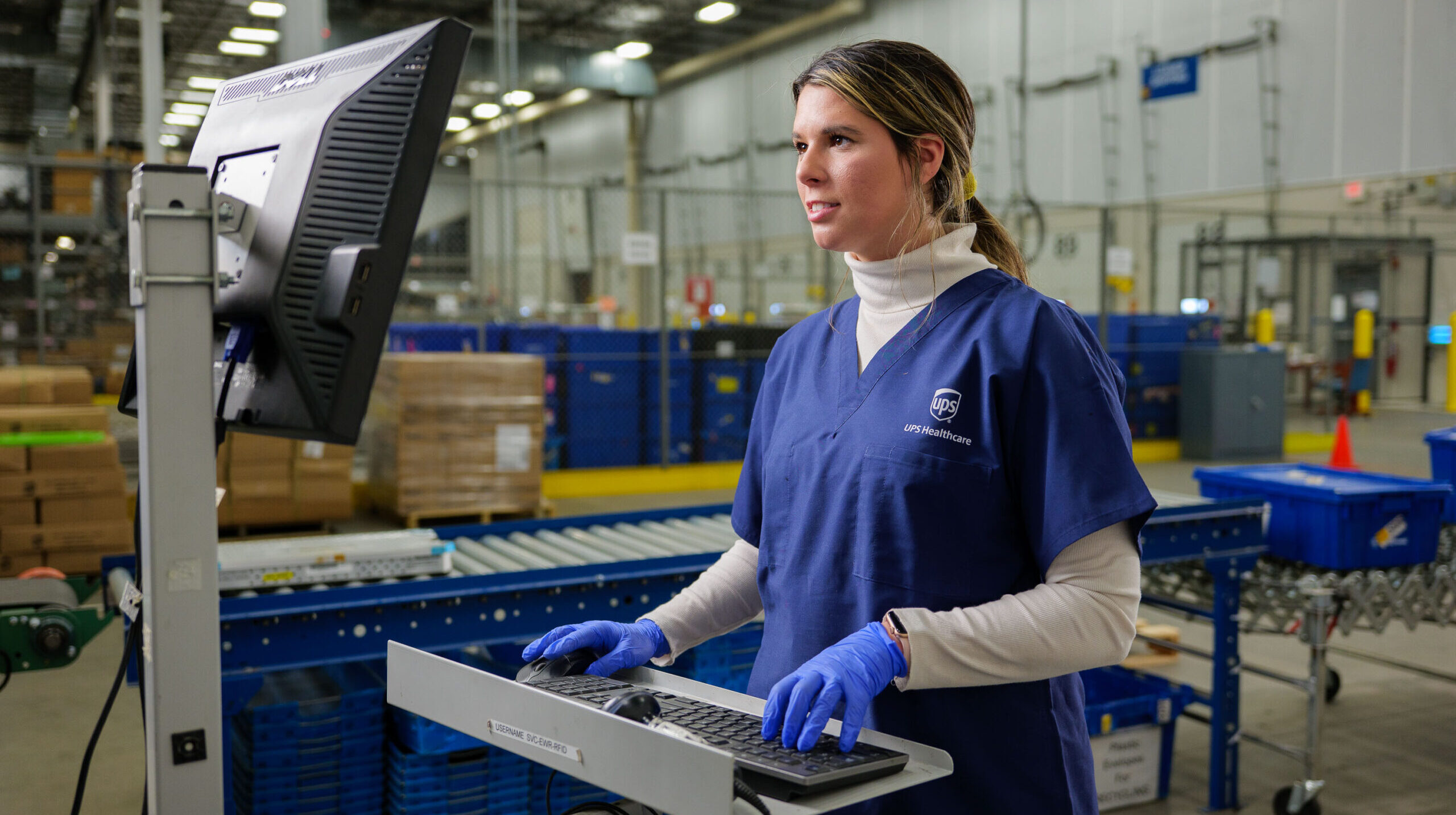 UPS Healthcare boosts capacity with European hub expansion - Parcel and ...