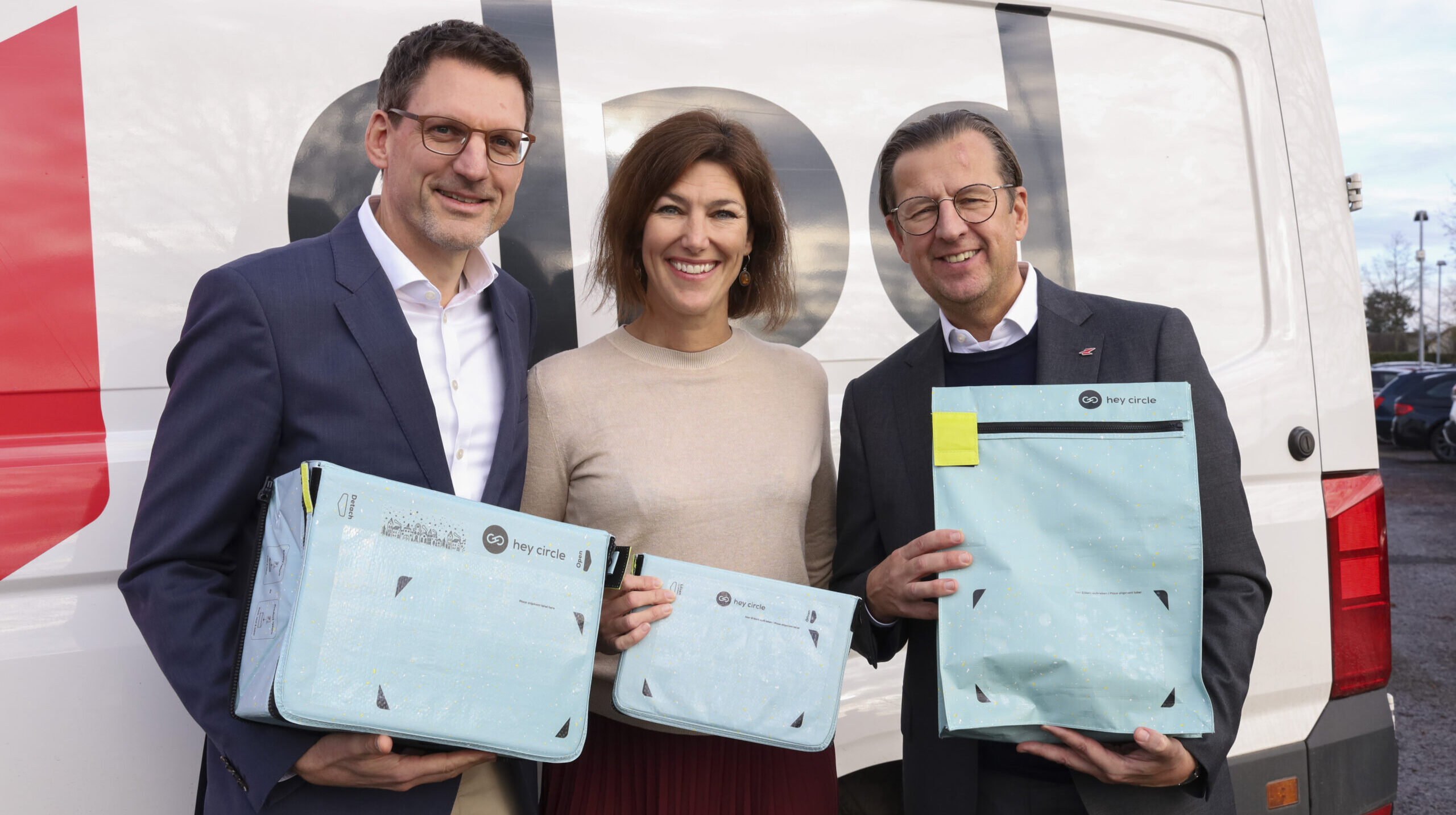 DPD boosts sustainability with reusable packaging from Hey Circle ...