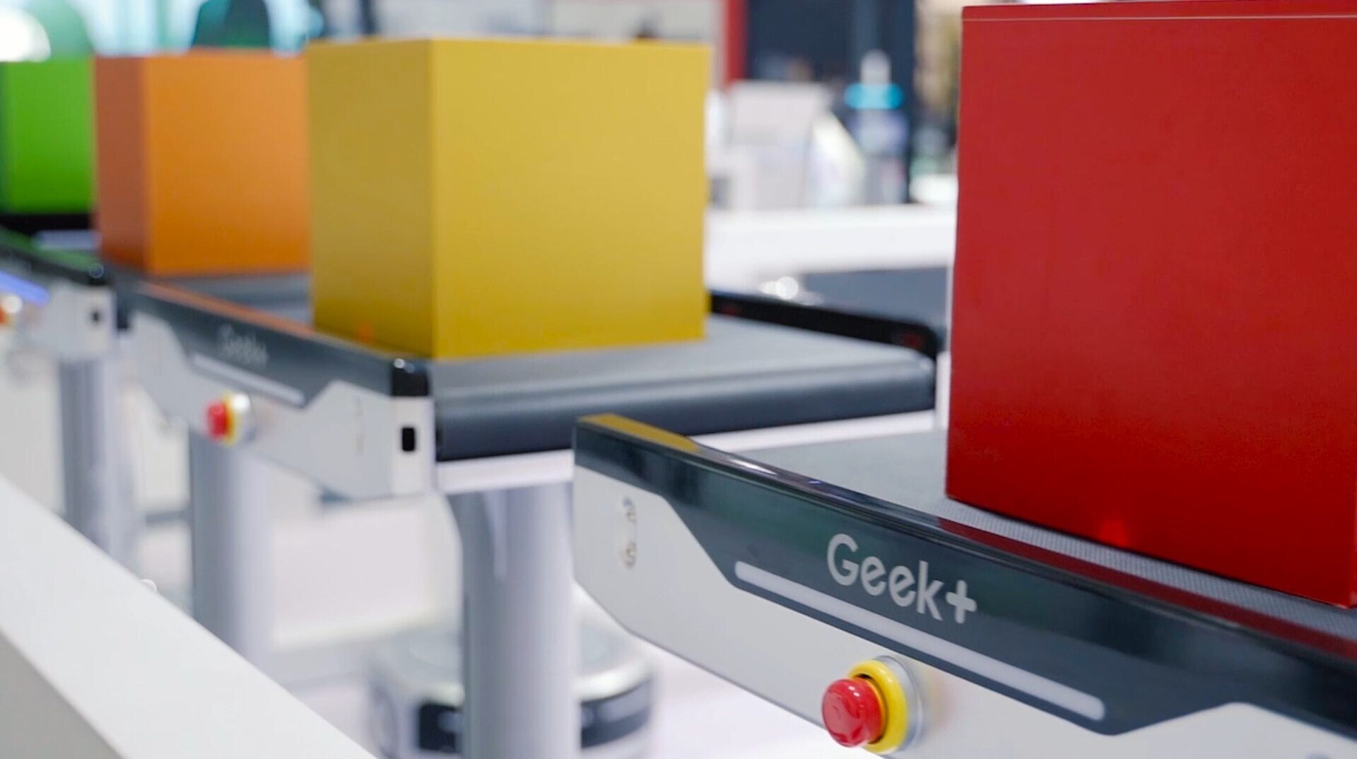 Geekplus debuts sorting robot fleet in South Africa - Parcel and Postal ...